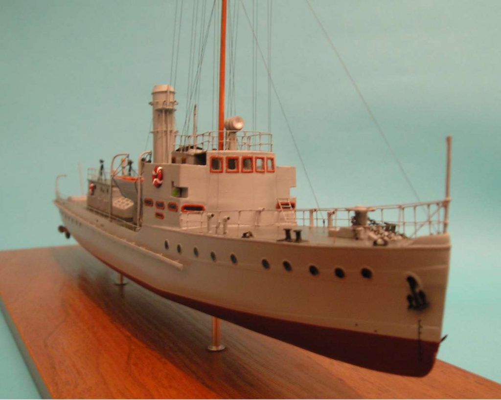 1/100 ORP "Pomorzanin II" Paper Model - EcardModels