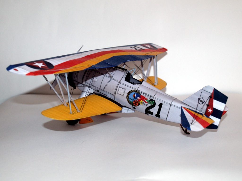 1/33 Curtis Hawk II Cuba Paper Model - EcardModels