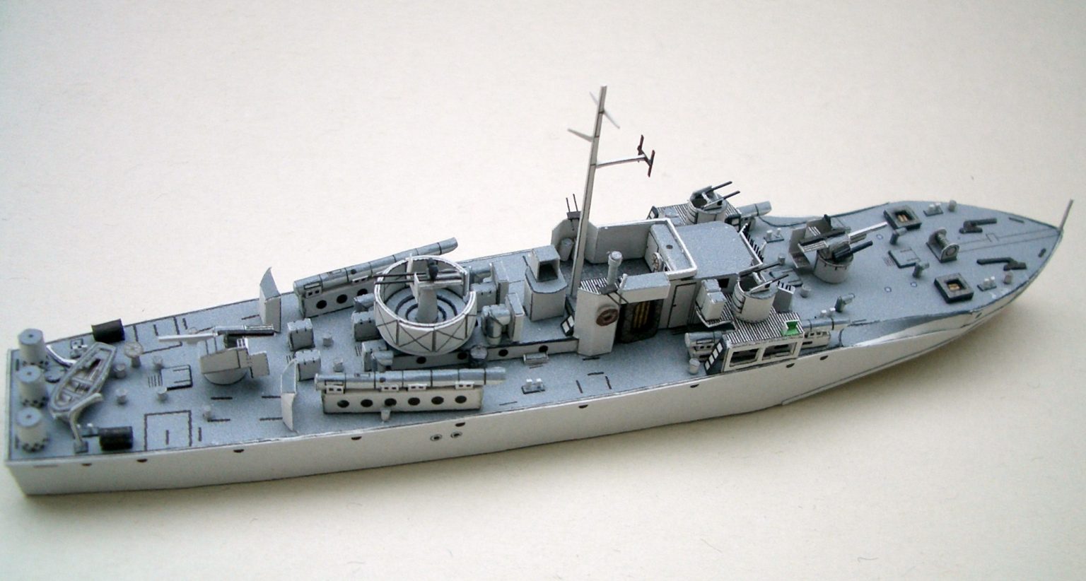 1/250 Fairmile D Motor Torpedo Boat Paper Model - EcardModels