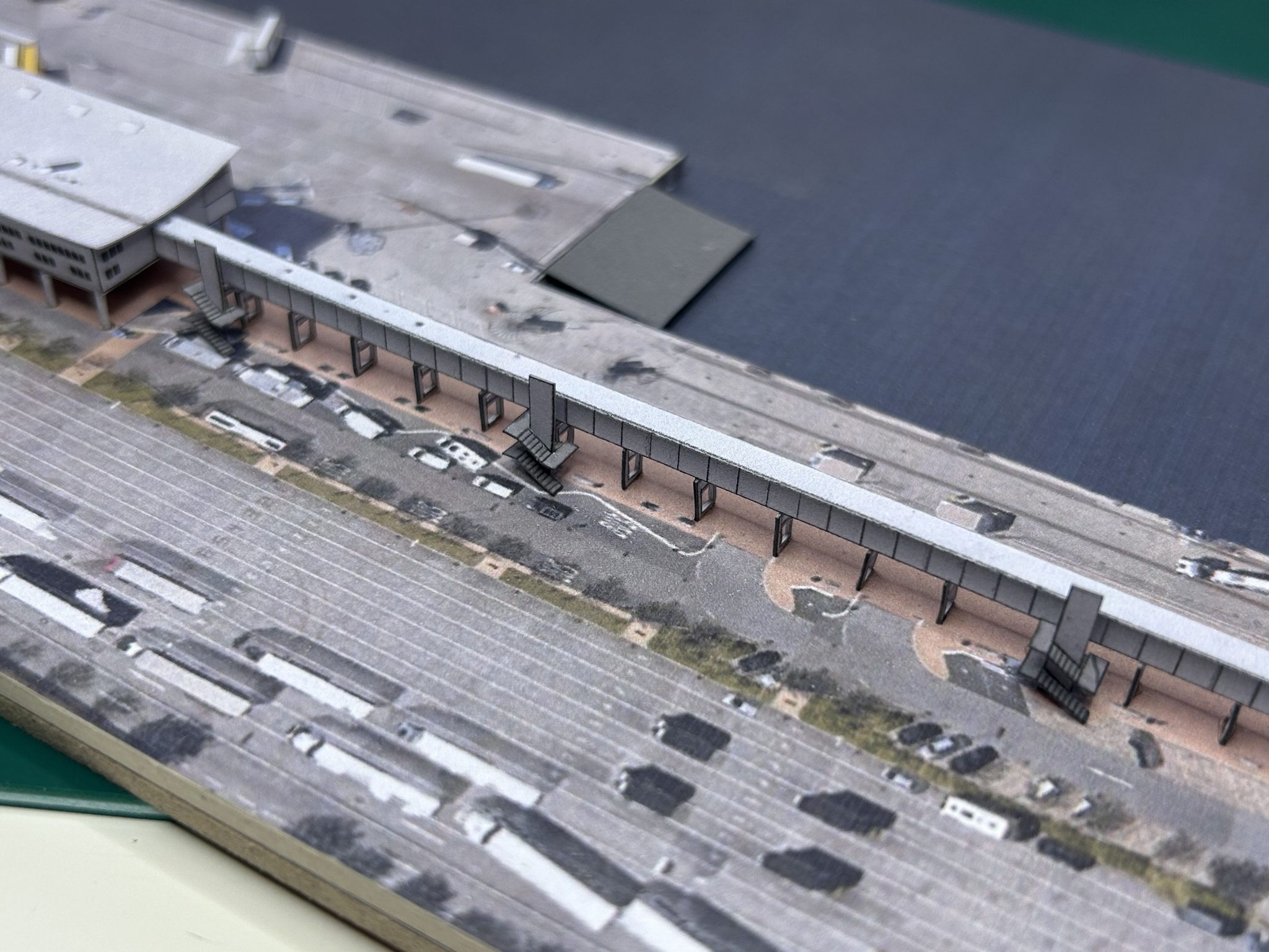 1/1250 Norwegian Quay Kiel, Paper Model - EcardModels
