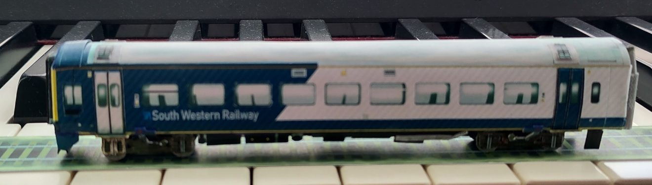 1/148 Class 158 SWR Paper Model - EcardModels